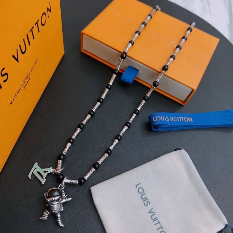 Cut-rate Louis Vuitton Necklaces