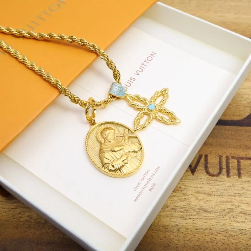 Accurate model Louis Vuitton Necklaces
