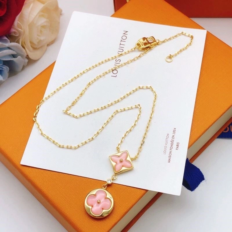 Mirror quality Louis Vuitton Necklaces
