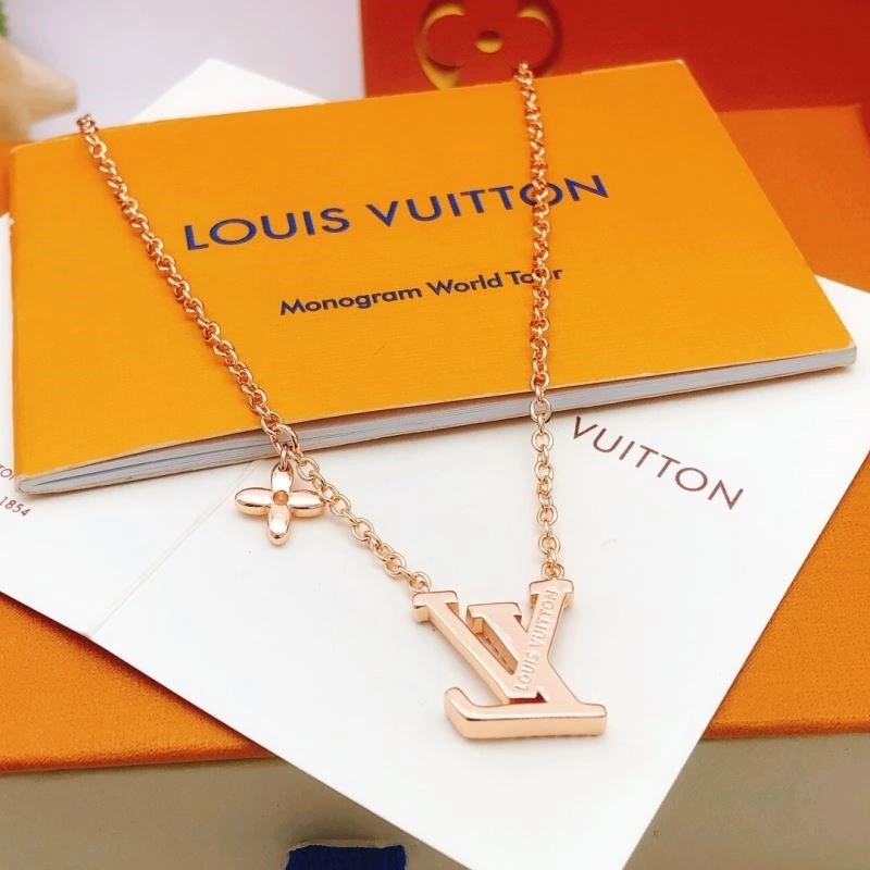 Official Louis Vuitton Necklaces