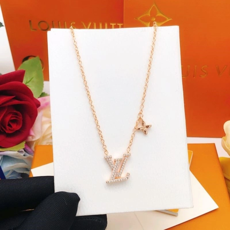 Official Louis Vuitton Necklaces