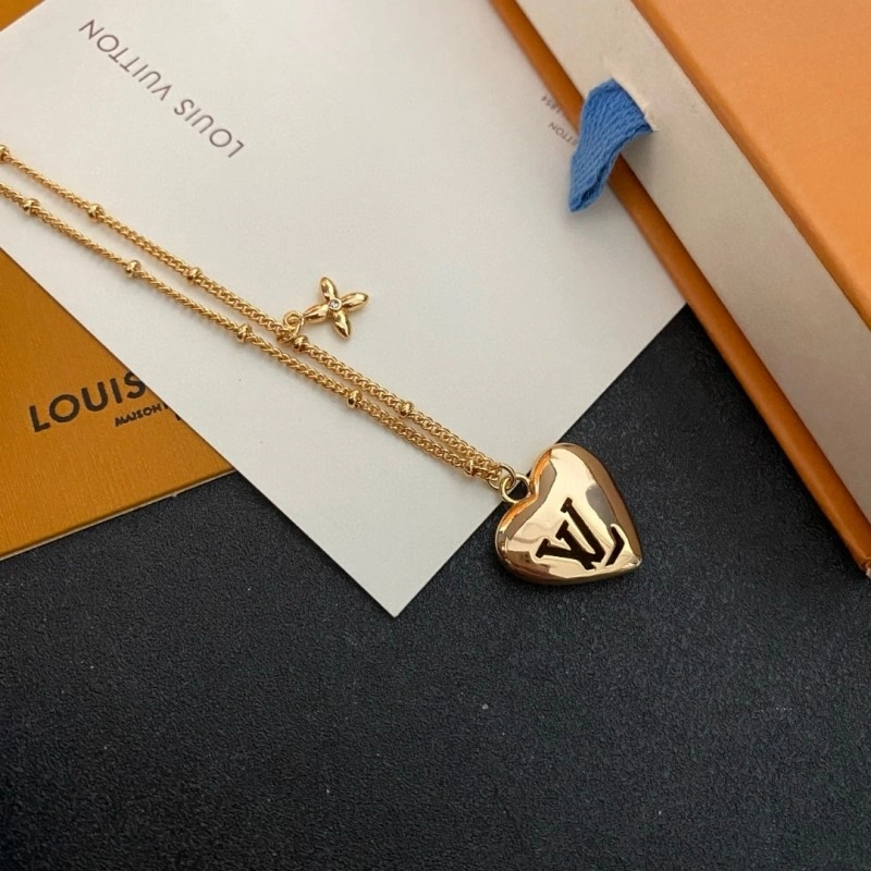 Official Louis Vuitton Necklaces