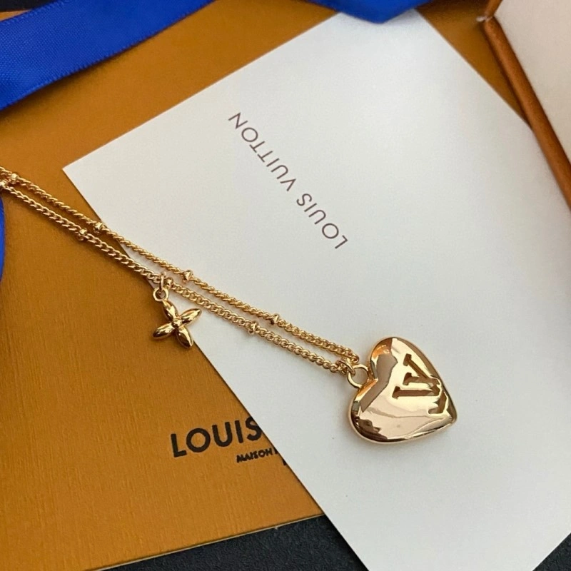 Official Louis Vuitton Necklaces