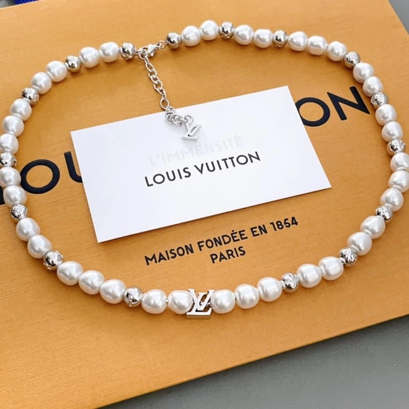 Factory-made Louis Vuitton Necklaces