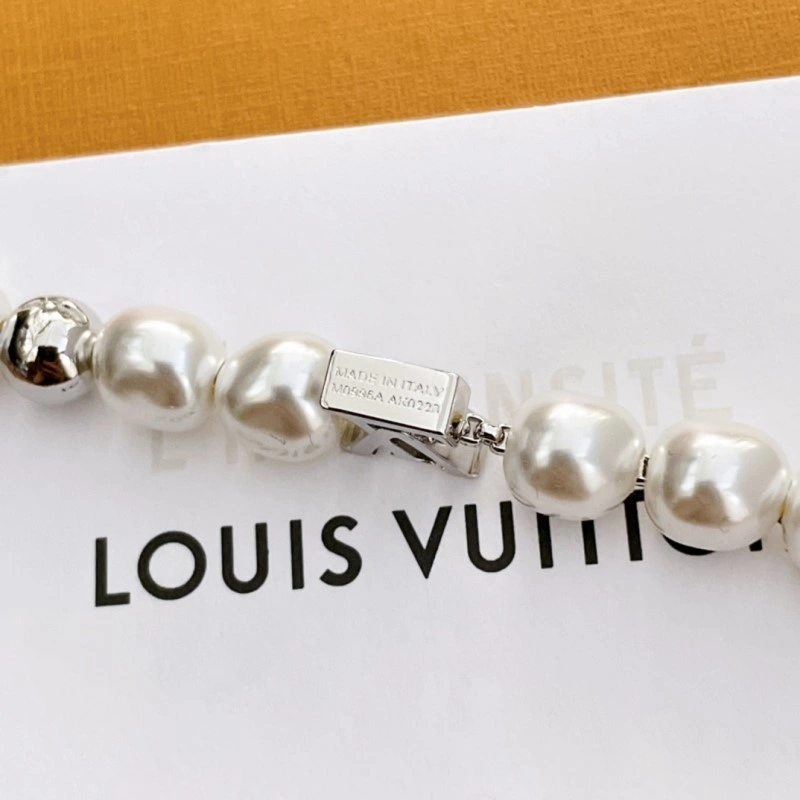 Factory-made Louis Vuitton Necklaces