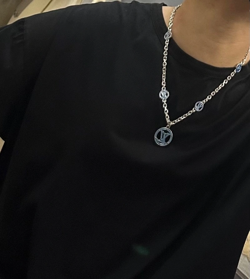 Original Louis Vuitton Necklaces