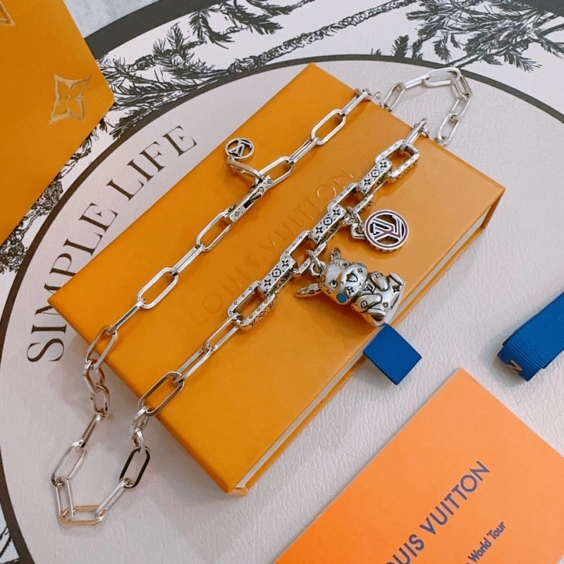 Economical Louis Vuitton Necklaces