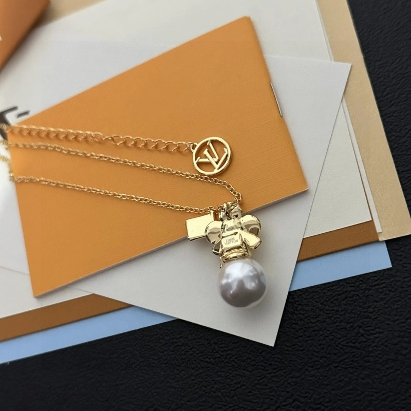 Discounted Louis Vuitton Necklaces