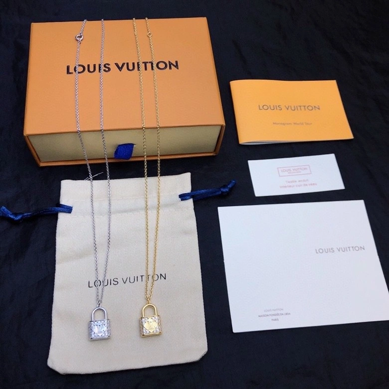 Accurate model Louis Vuitton Necklaces