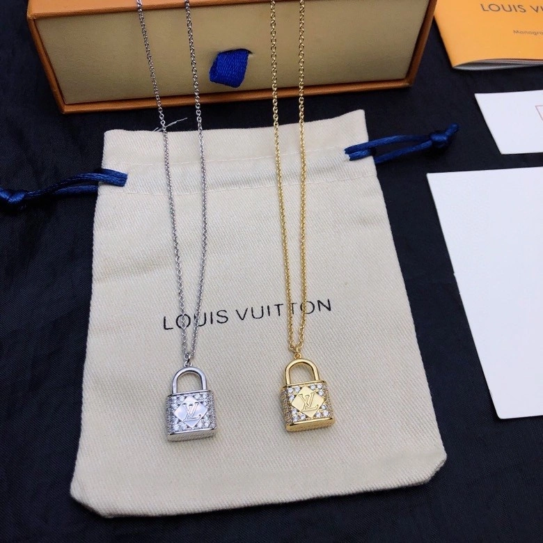 Accurate model Louis Vuitton Necklaces