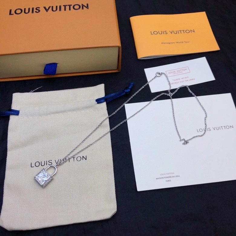 Accurate model Louis Vuitton Necklaces
