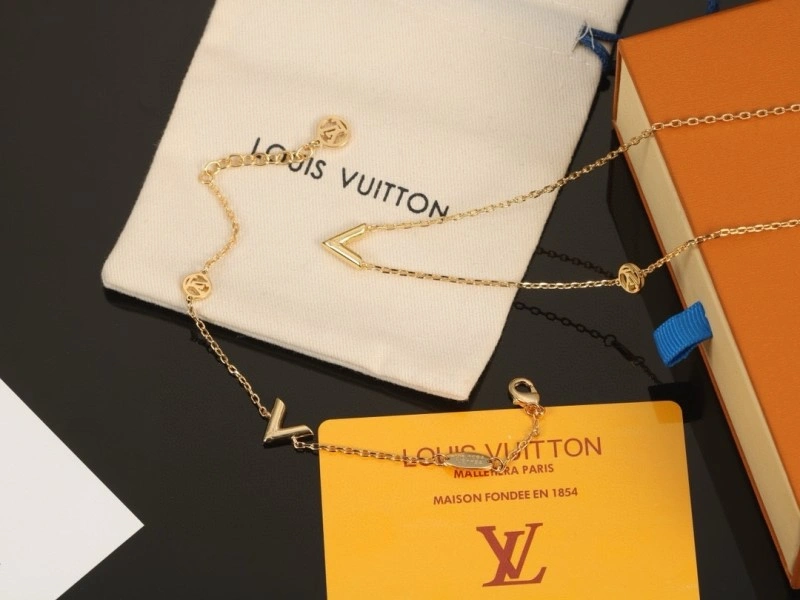 Louis Vuitton Necklaces