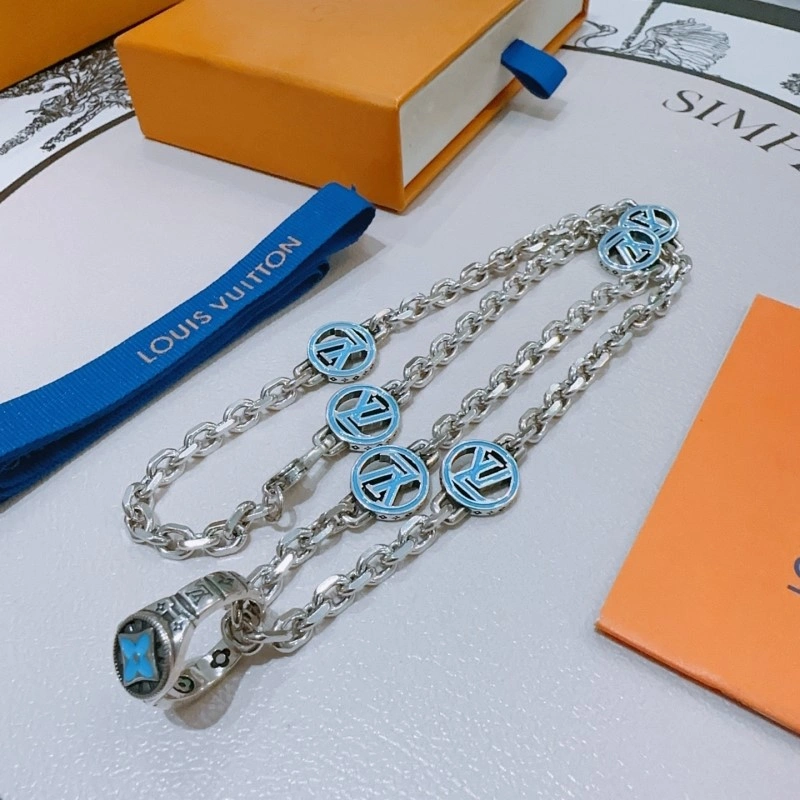 Louis Vuitton Necklaces