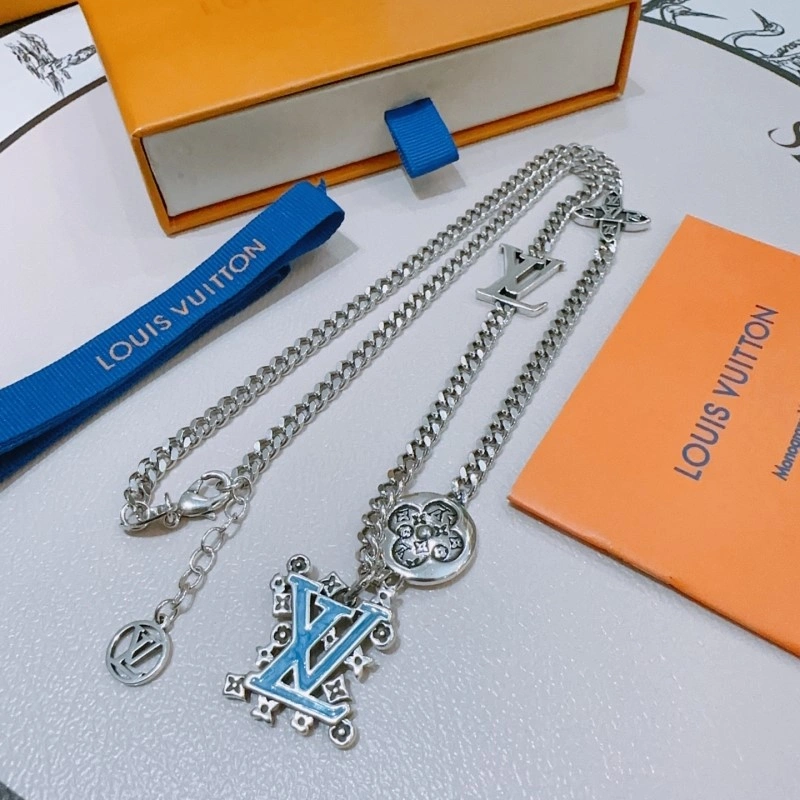 Official Louis Vuitton Necklaces