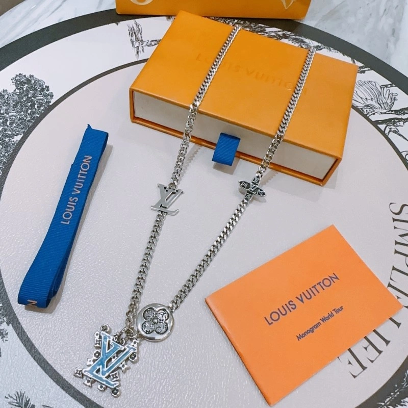 Official Louis Vuitton Necklaces