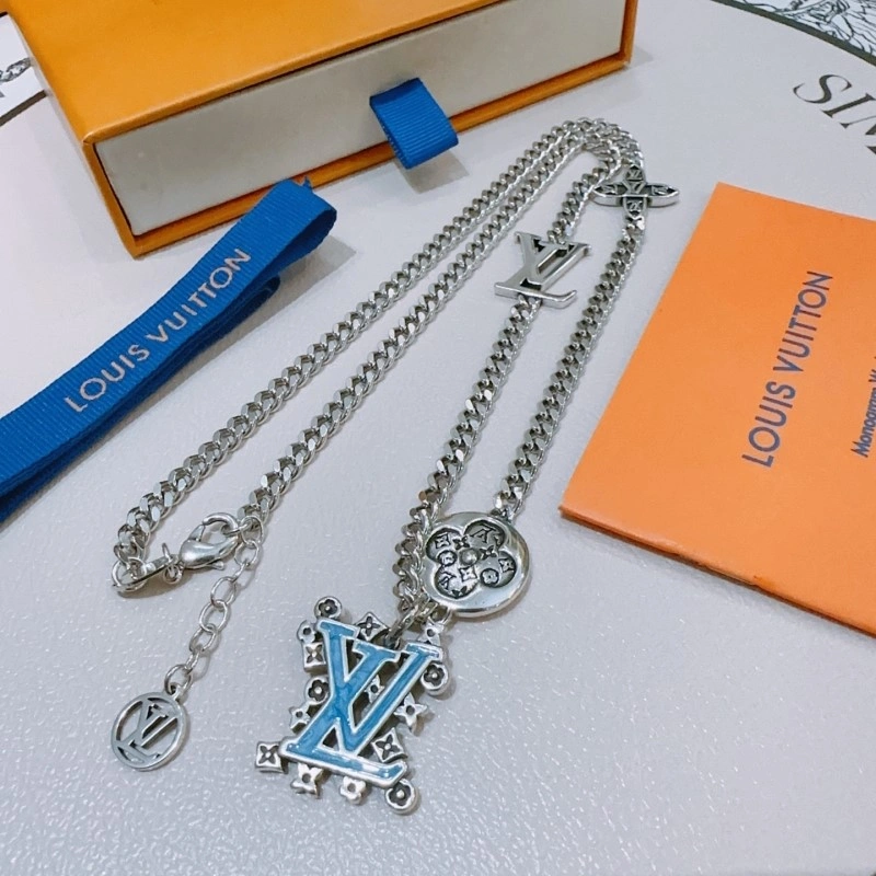 Official Louis Vuitton Necklaces