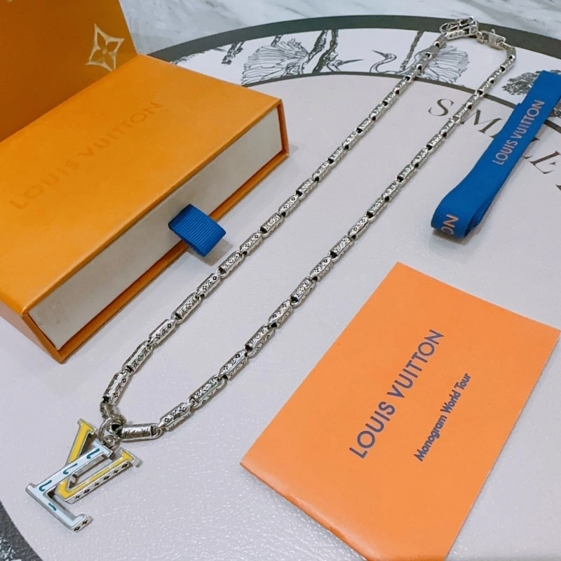 Precise copy Louis Vuitton Necklaces