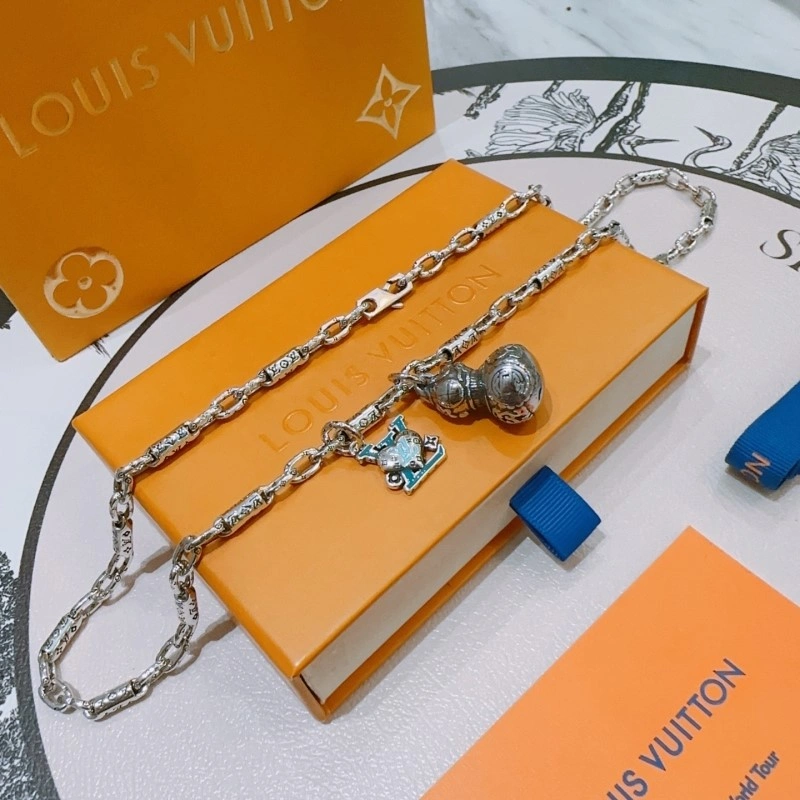 Factory-made Louis Vuitton Necklaces