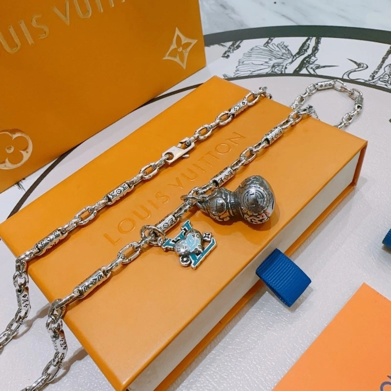 Factory-made Louis Vuitton Necklaces