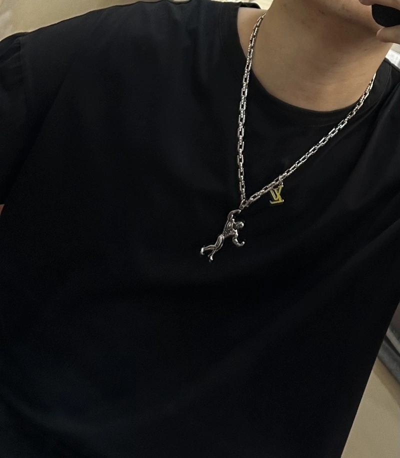 High fidelity Louis Vuitton Necklaces