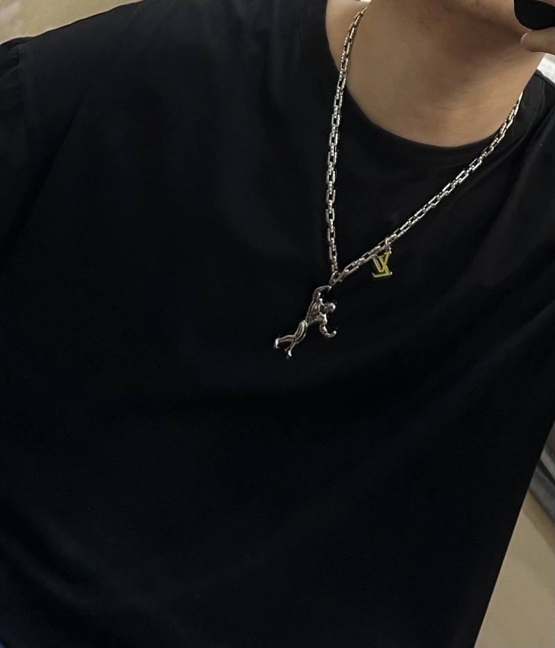 High fidelity Louis Vuitton Necklaces