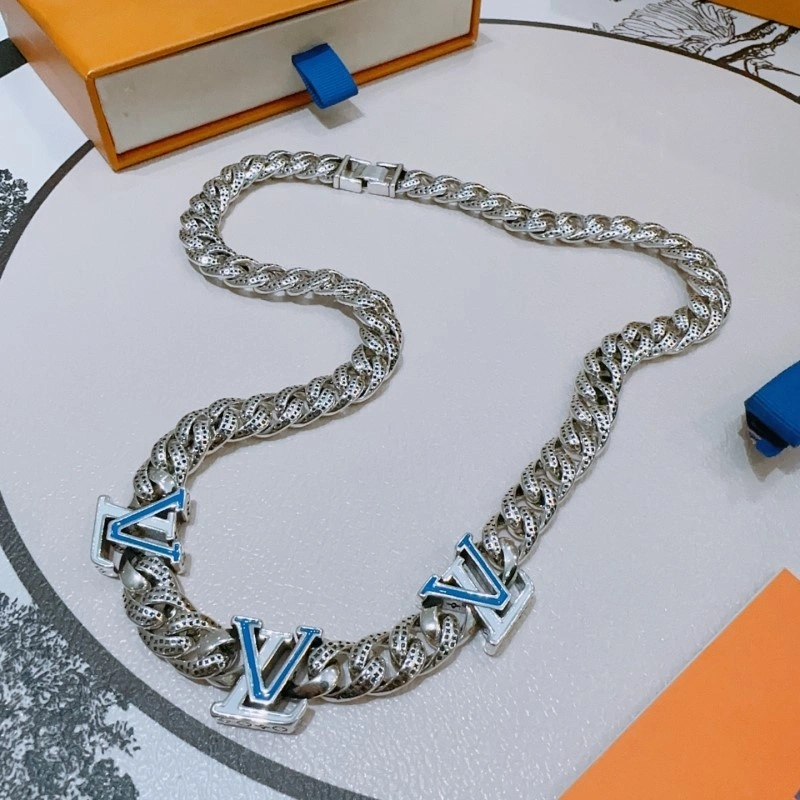 Official Louis Vuitton Necklaces