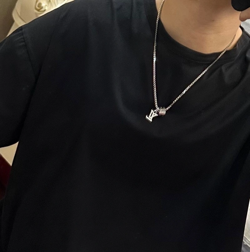 OEM Louis Vuitton Necklaces