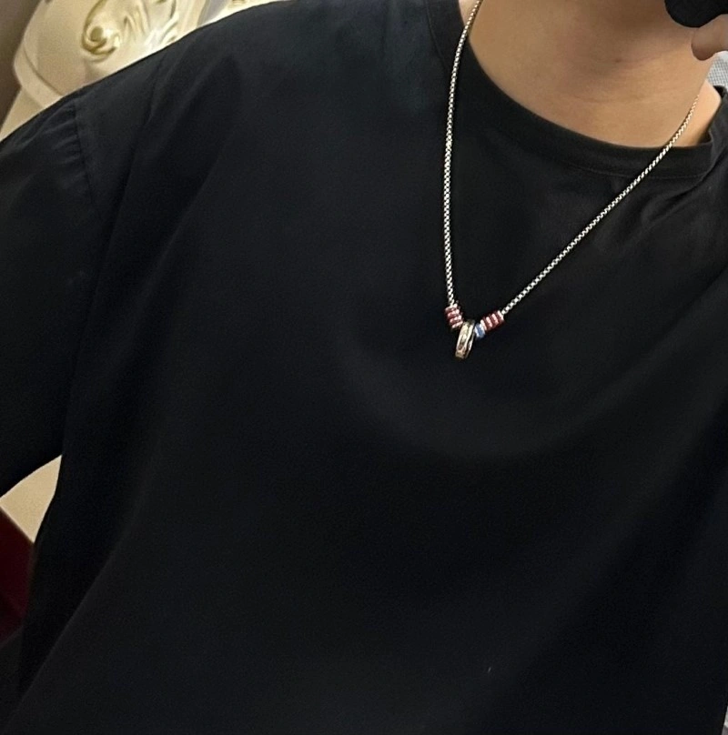 Mirror quality Louis Vuitton Necklaces