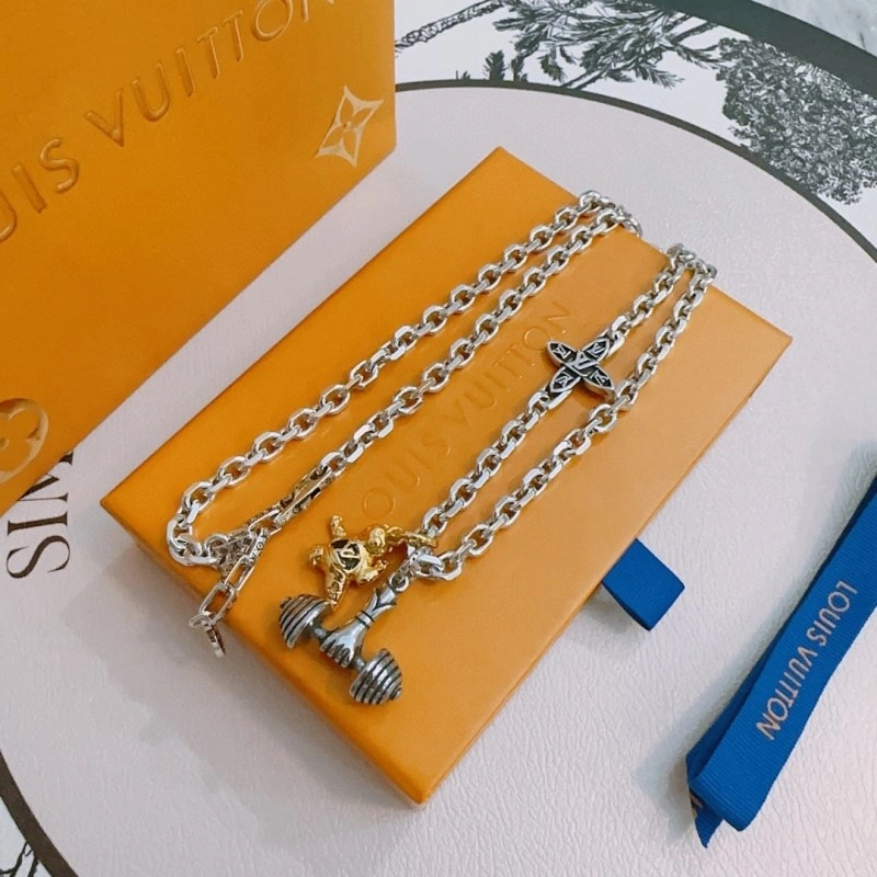 Bargain Louis Vuitton Necklaces