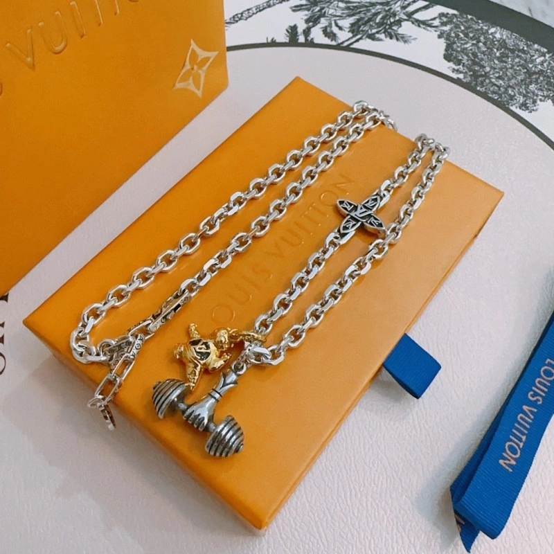 Bargain Louis Vuitton Necklaces