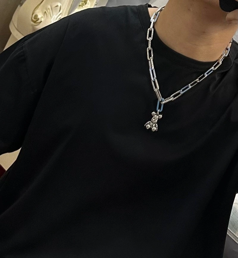 Original Louis Vuitton Necklaces
