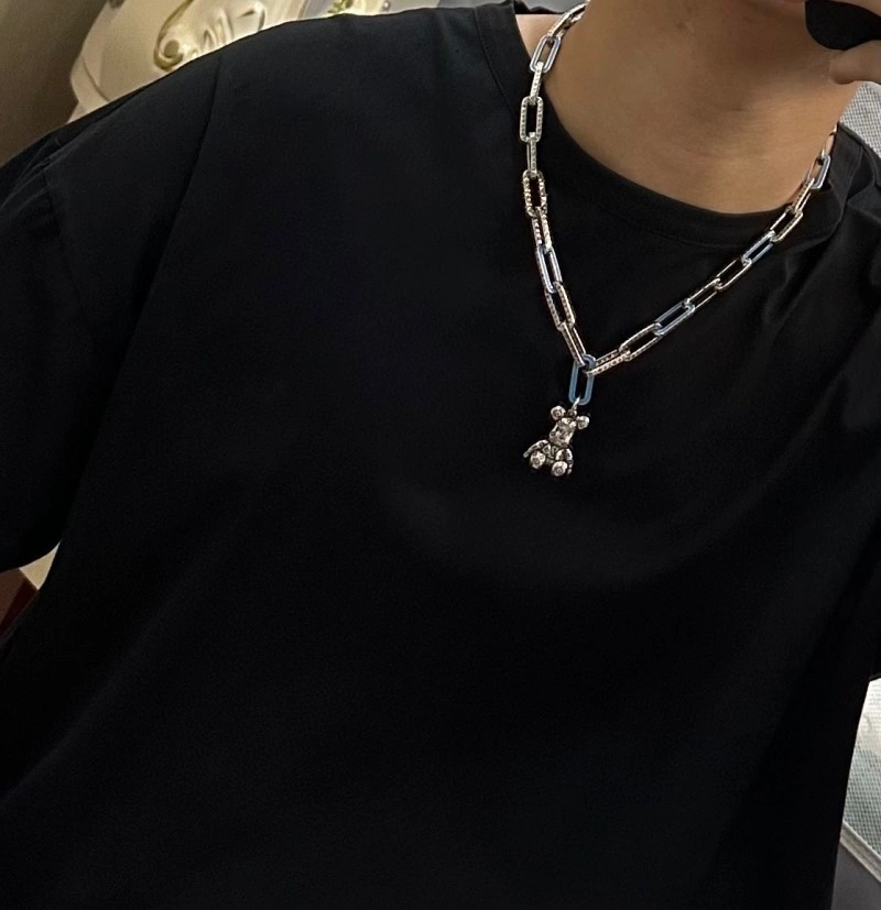 Original Louis Vuitton Necklaces