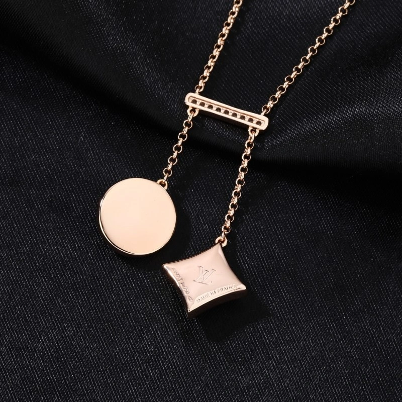 Economical Louis Vuitton Necklaces