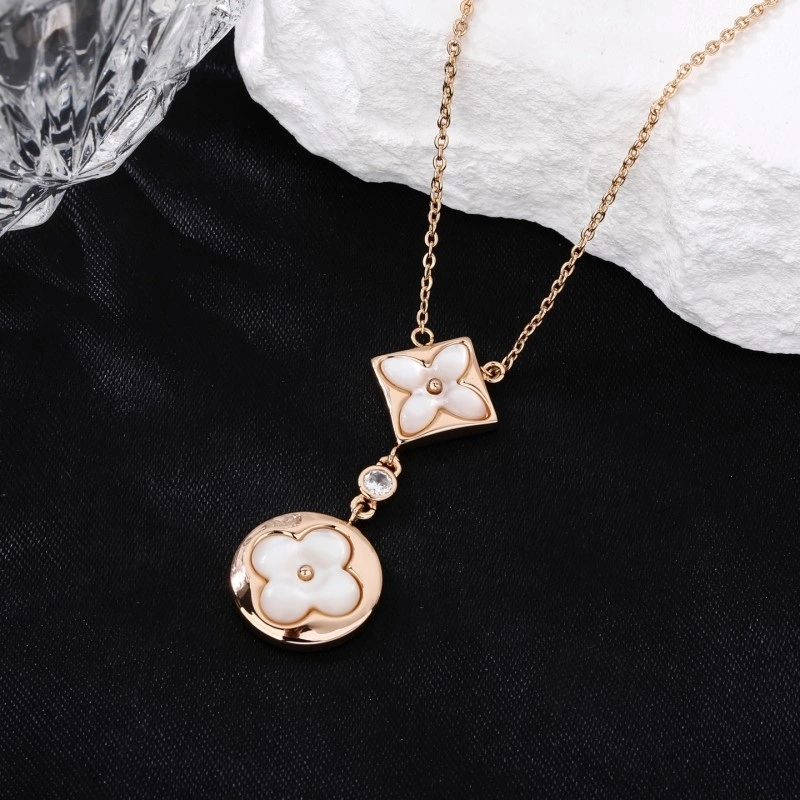 Indistinguishable Louis Vuitton Necklaces
