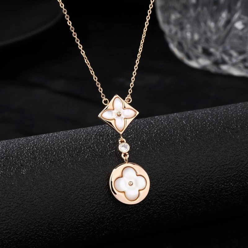Indistinguishable Louis Vuitton Necklaces