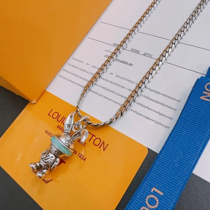 Low-cost Louis Vuitton Necklaces