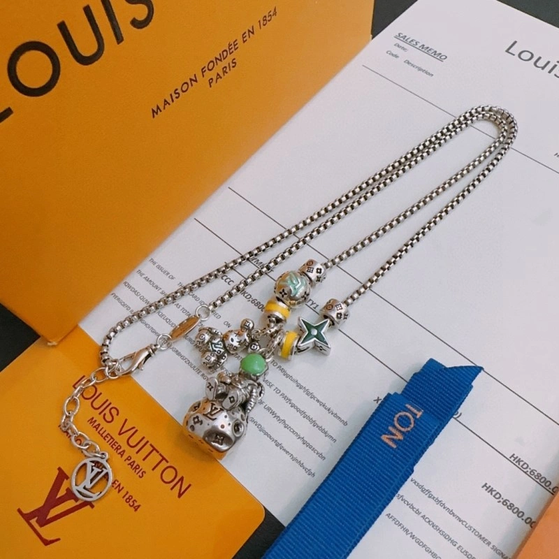 Top match Louis Vuitton Necklaces