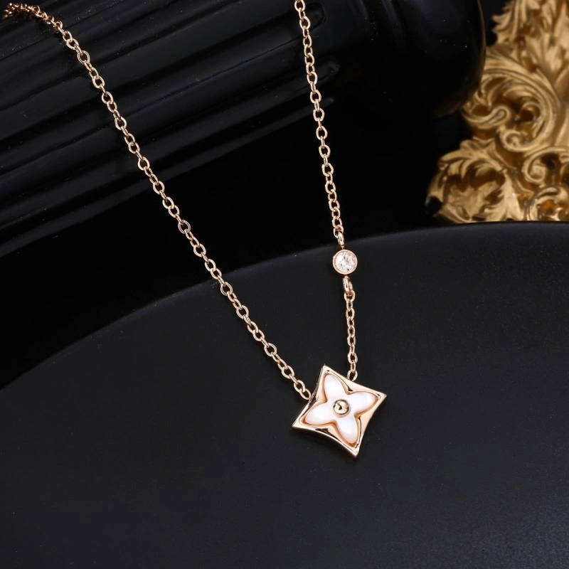 Precise copy Louis Vuitton Necklaces