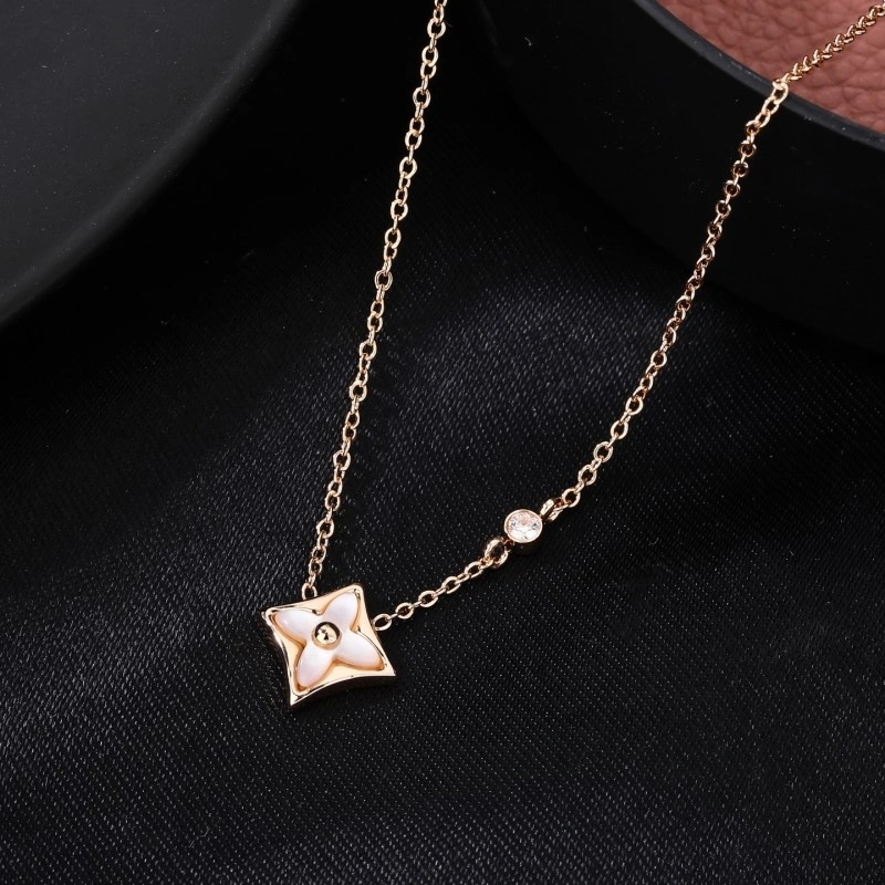 Precise copy Louis Vuitton Necklaces