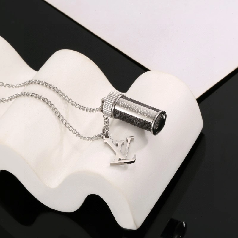Mirror quality Louis Vuitton Necklaces