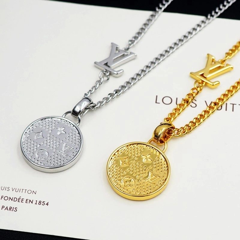 Top mirror Louis Vuitton Necklaces