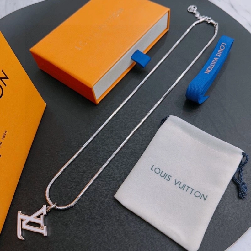 OEM Louis Vuitton Necklaces