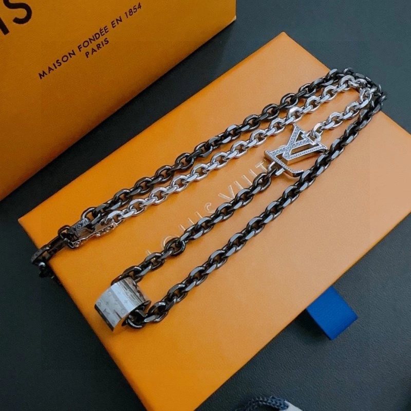 Cut-rate Louis Vuitton Necklaces