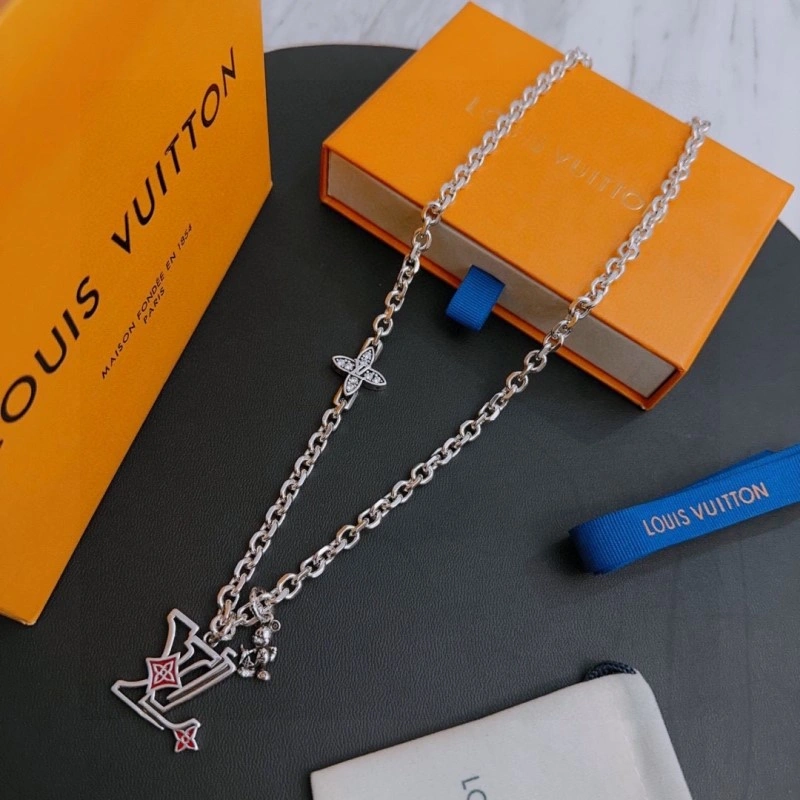 Cut-rate Louis Vuitton Necklaces