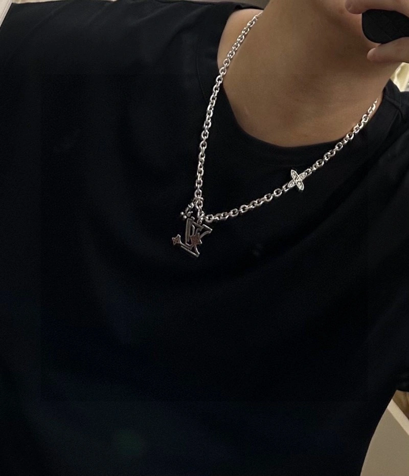 Cut-rate Louis Vuitton Necklaces