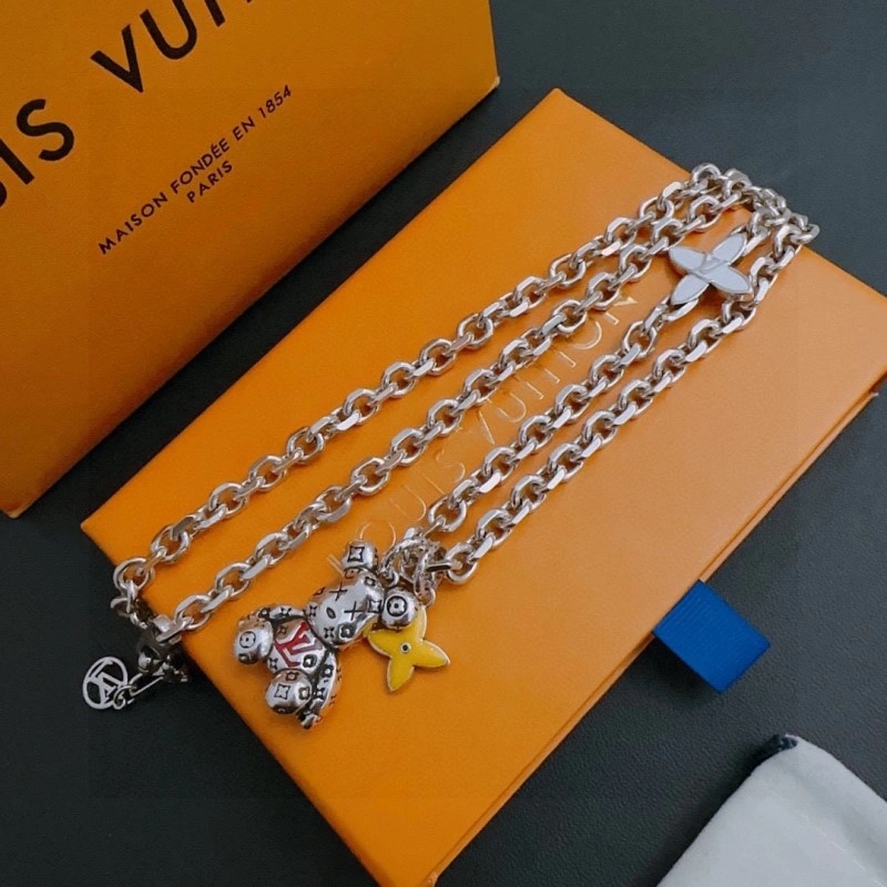 Cut-rate Louis Vuitton Necklaces