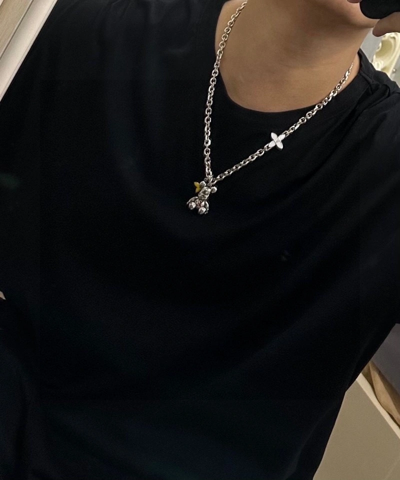 Cut-rate Louis Vuitton Necklaces