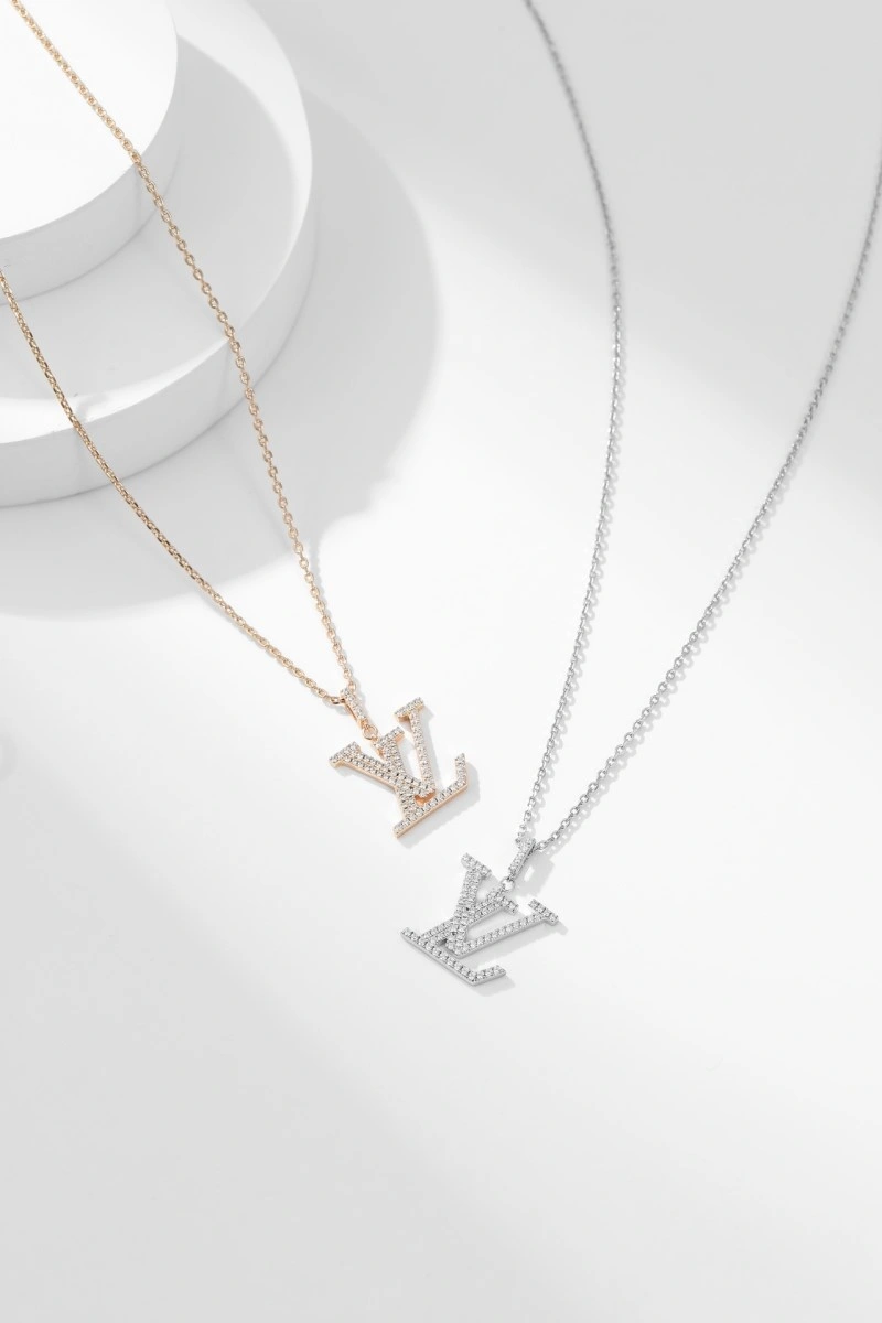 Low-cost Louis Vuitton Necklaces