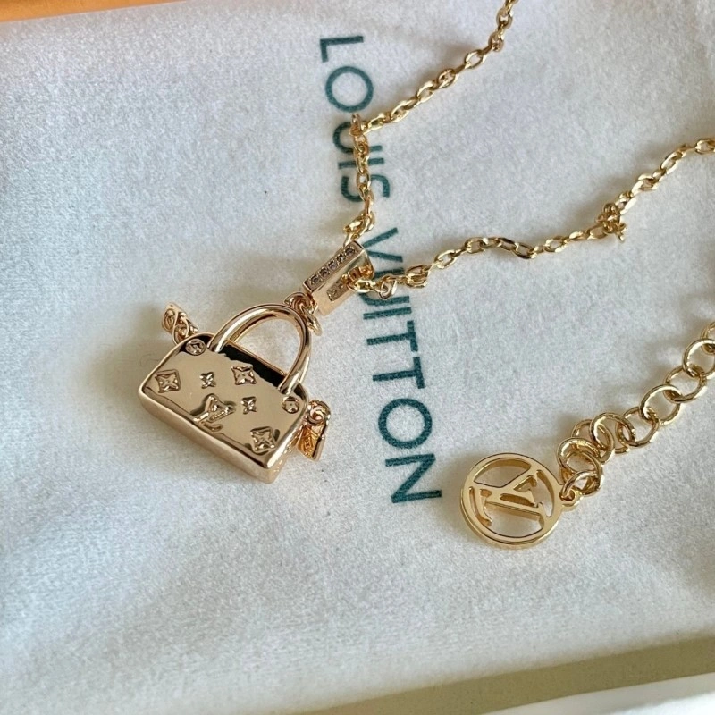 Cut-rate Louis Vuitton Necklaces
