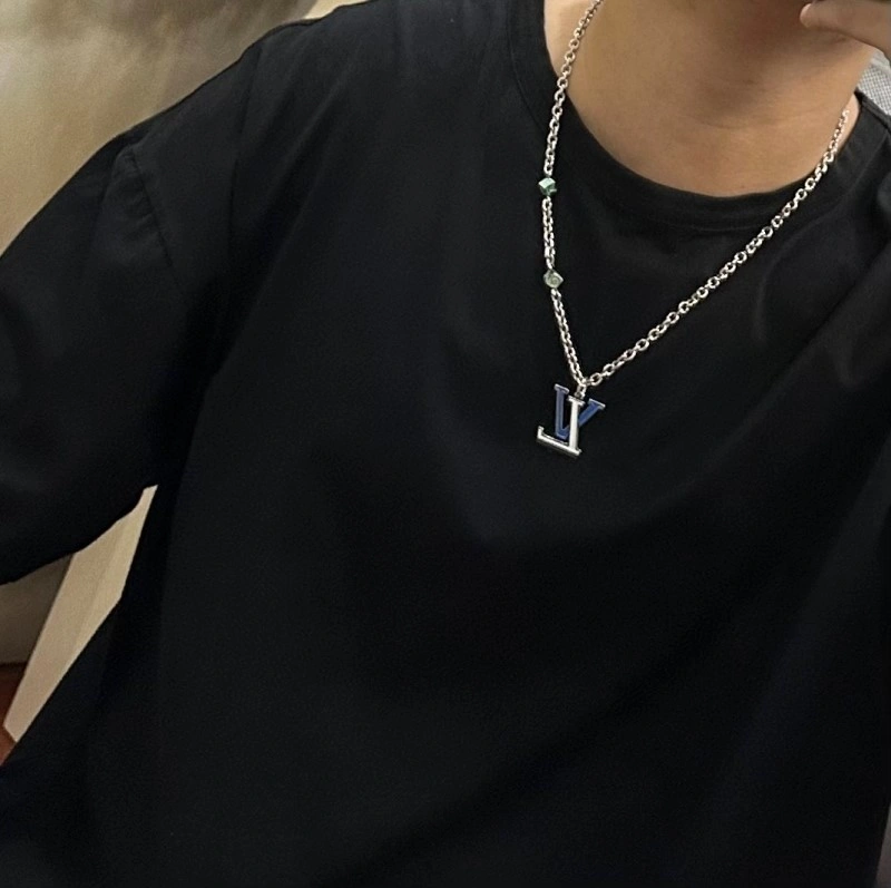 Mirror quality Louis Vuitton Necklaces